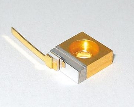 979nm 980nm IR Laser DIode 1000mW C-mount - $139.00 : BeamQ Laser, DFB ...